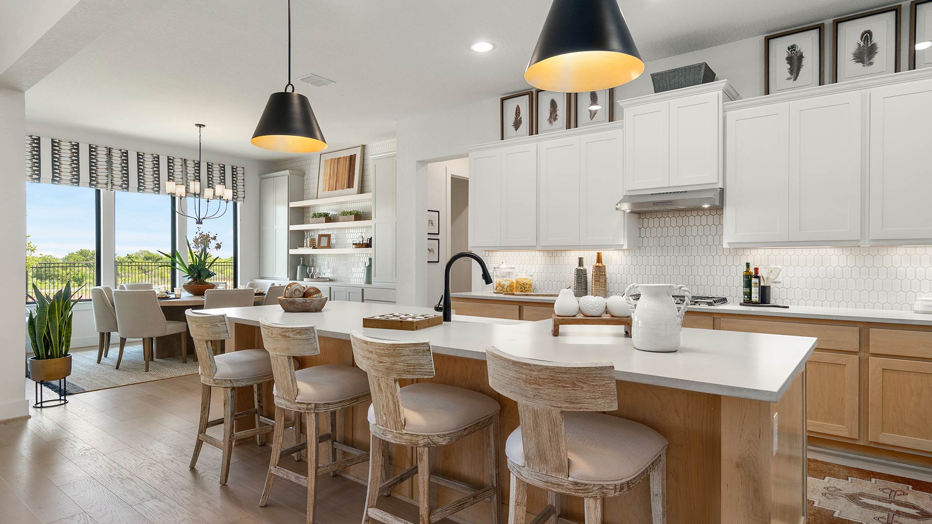 Get the Look: A Light & Bright Ranch-Style Home in the Heart of San ...